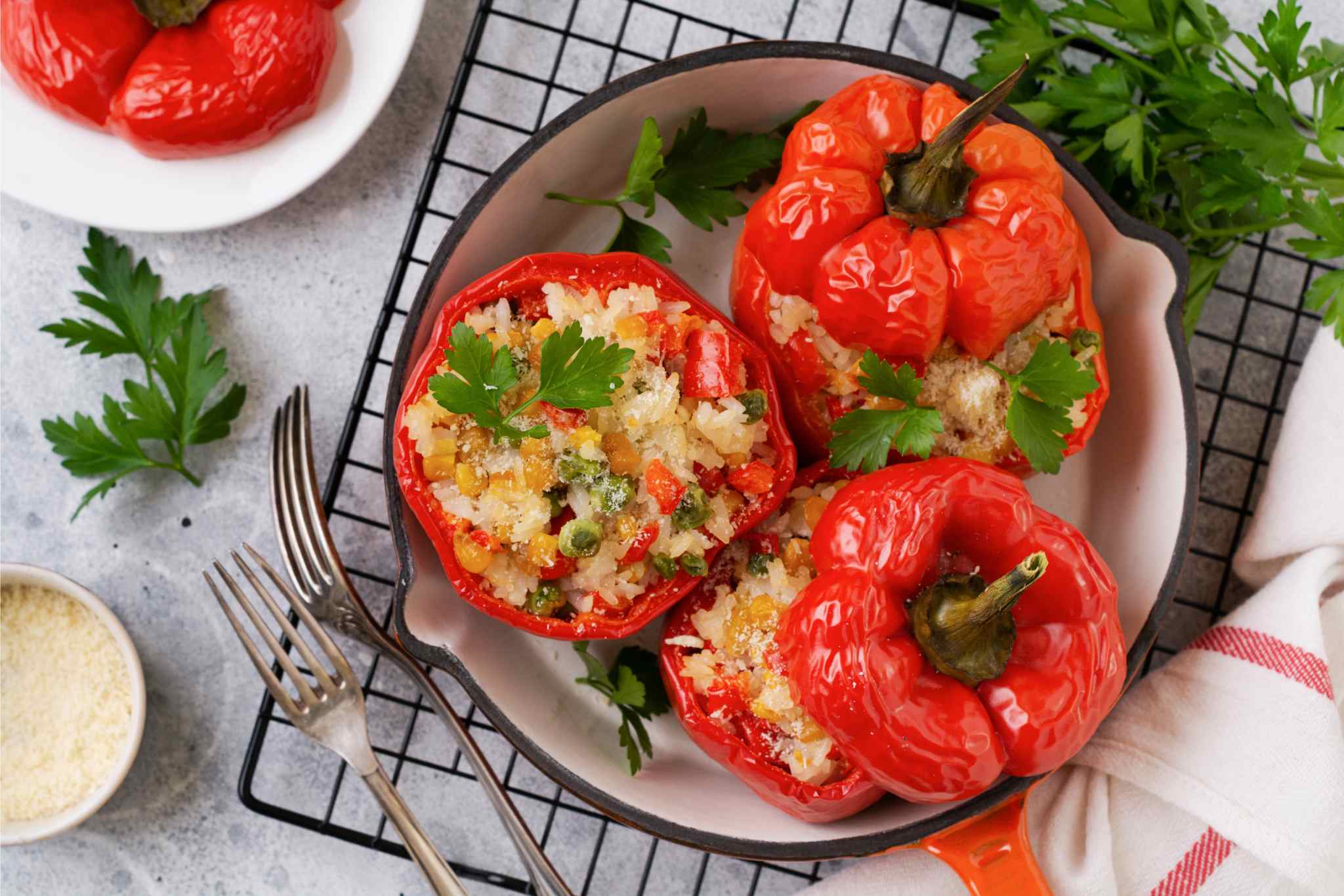 Gevulde paprika's met rijst en feta - Bravo foods